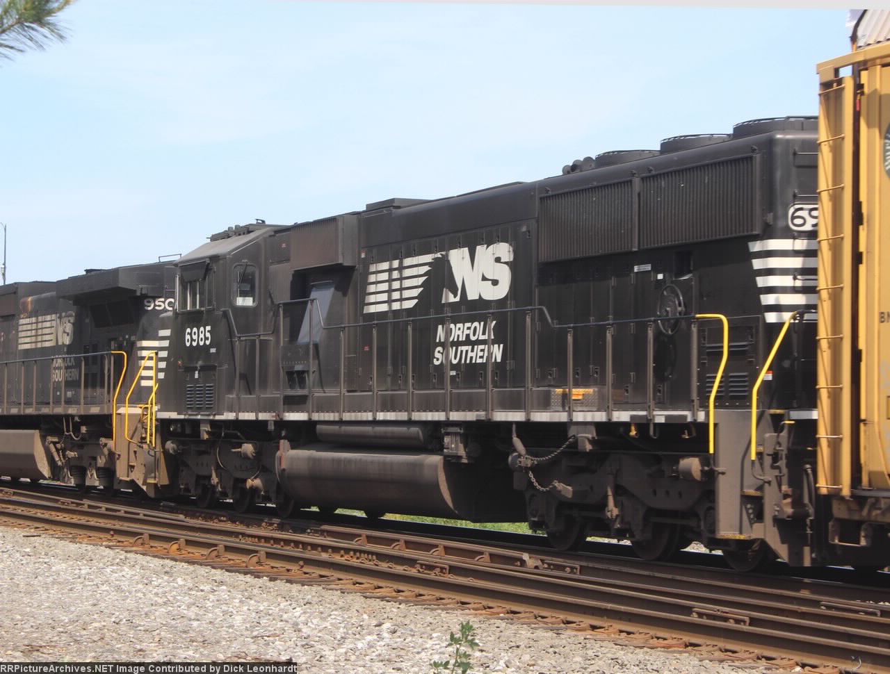 NS 6985